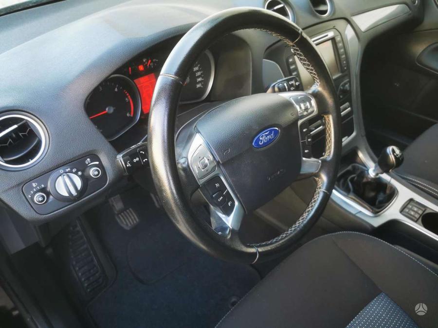 Melns Ford Mondeo 2012 Klaipėda, ar dzinēja tilpumu 2.00 L un nobraukumu 198 tūkst. km par 3750 €, foto 34 vietnē AUTOMOTO.COM.LV