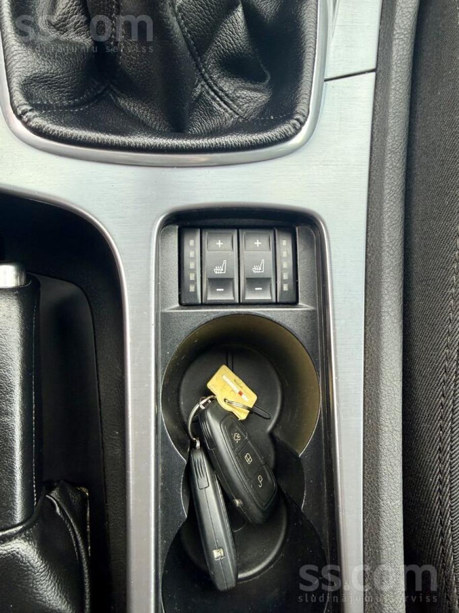 Melns Ford Mondeo 2012 Rīga, ar dzinēja tilpumu 2.00 L un nobraukumu 0 tūkst. km par 4650 €, foto 16 vietnē AUTOMOTO.COM.LV
