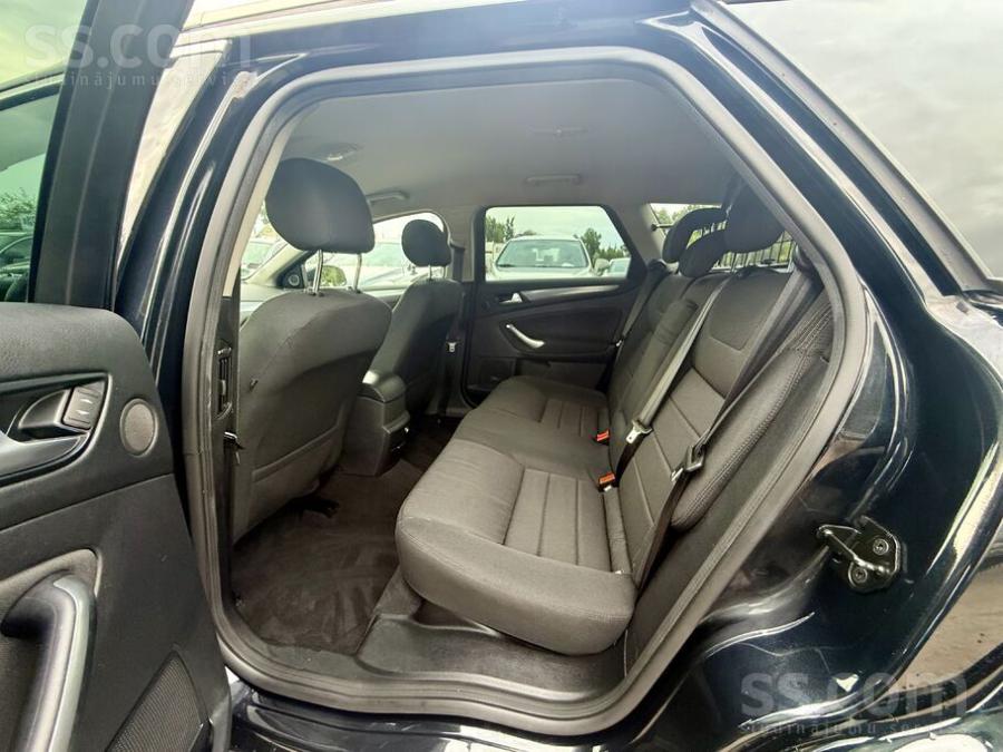 Melns Ford Mondeo 2012 Rīga, ar dzinēja tilpumu 2.00 L un nobraukumu 0 tūkst. km par 4650 €, foto 20 vietnē AUTOMOTO.COM.LV