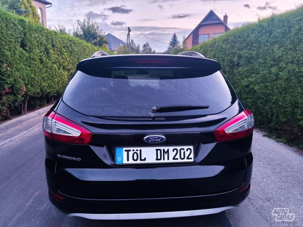 Black Ford Mondeo 2012 in Mazeikiai, with an engine capacity of 2.00 L and mileage of 190 thousand km for 4500 €, photo 8 on AUTOMOTO.COM.LV