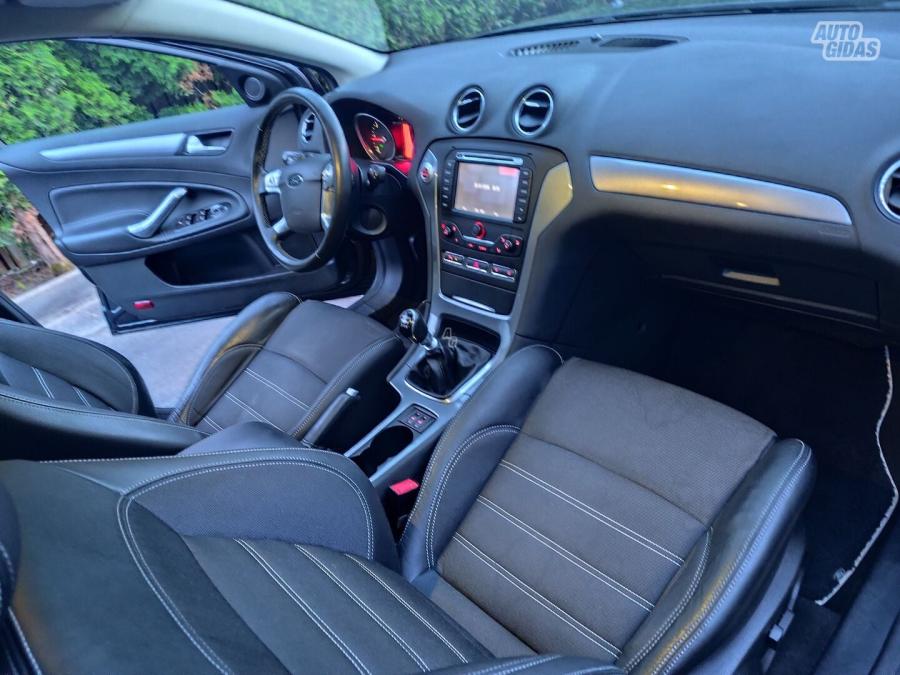 Melns Ford Mondeo 2012 Mažeikiai, ar dzinēja tilpumu 2.00 L un nobraukumu 190 tūkst. km par 4500 €, foto 17 vietnē AUTOMOTO.COM.LV