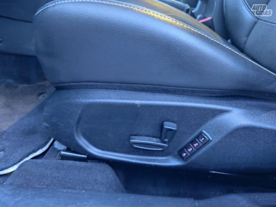 Melns Ford Mondeo 2012 Mažeikiai, ar dzinēja tilpumu 2.00 L un nobraukumu 190 tūkst. km par 4500 €, foto 30 vietnē AUTOMOTO.COM.LV