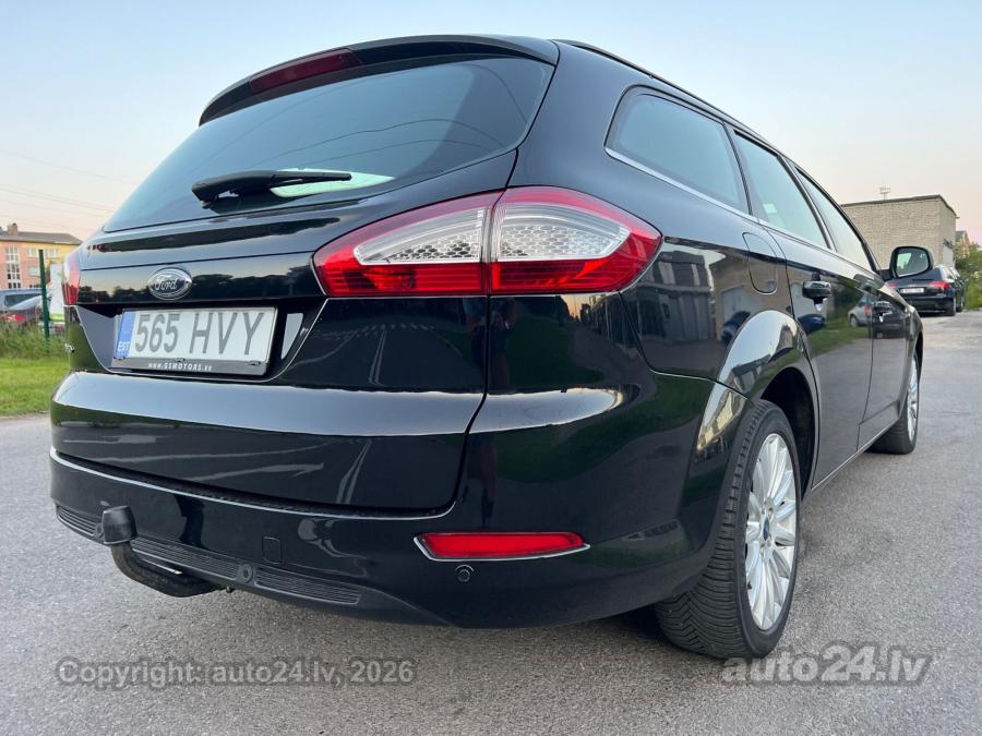 Melns Ford Mondeo 2012 Narva, ar dzinēja tilpumu 2.00 L un nobraukumu 315 tūkst. km par 2999 €, foto 17 vietnē AUTOMOTO.COM.LV