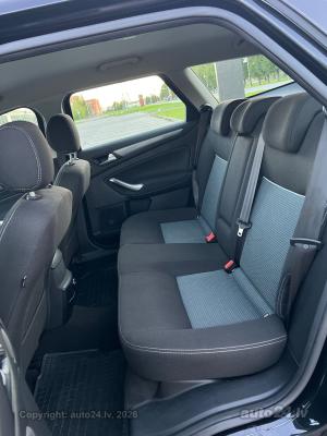 Melns Ford Mondeo 2012 Narva, ar dzinēja tilpumu 2.00 L un nobraukumu 315 tūkst. km par 2999 €, foto 19 vietnē AUTOMOTO.COM.LV