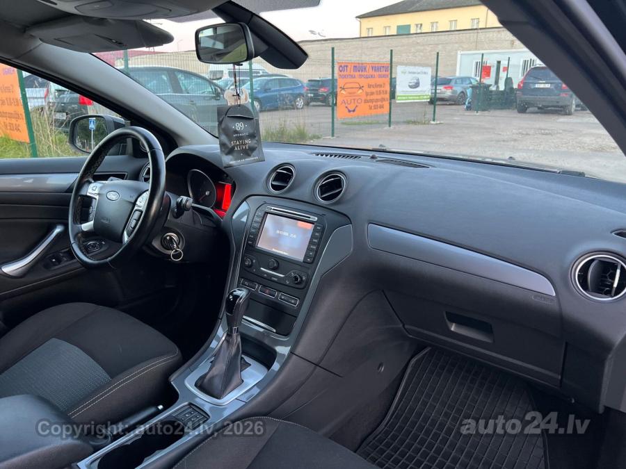 Melns Ford Mondeo 2012 Narva, ar dzinēja tilpumu 2.00 L un nobraukumu 315 tūkst. km par 2999 €, foto 25 vietnē AUTOMOTO.COM.LV