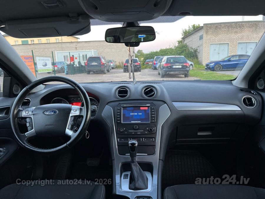Melns Ford Mondeo 2012 Narva, ar dzinēja tilpumu 2.00 L un nobraukumu 315 tūkst. km par 2999 €, foto 30 vietnē AUTOMOTO.COM.LV