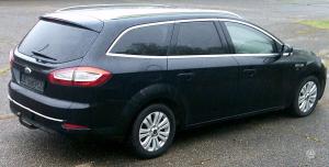 Black Ford Mondeo 2012 in Rokiskis, with an engine capacity of 2.00 L and mileage of 213 thousand km for 1400 €, photo 5 on AUTOMOTO.COM.LV