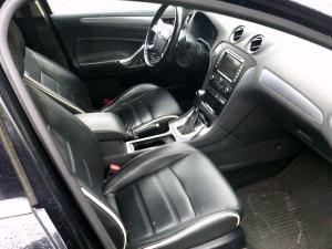 Black Ford Mondeo 2012 in Rokiskis, with an engine capacity of 2.00 L and mileage of 213 thousand km for 1400 €, photo 6 on AUTOMOTO.COM.LV