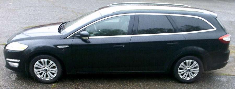 Black Ford Mondeo 2012 in Rokiskis, with an engine capacity of 2.00 L and mileage of 213 thousand km for 1400 €, photo 9 on AUTOMOTO.COM.LV