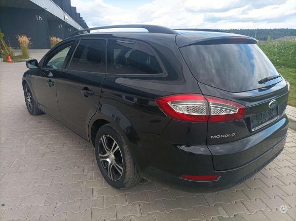 Melns Ford Mondeo 2012 Viļņa, ar dzinēja tilpumu 1.60 L un nobraukumu 287 tūkst. km par 4650 €, foto 3 vietnē AUTOMOTO.COM.LV