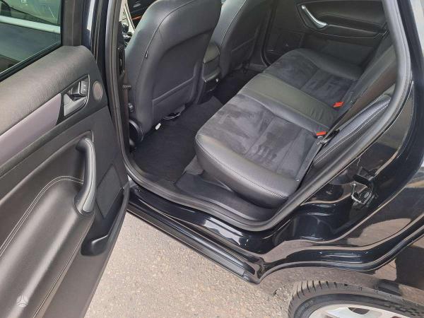 Melns Ford Mondeo 2012 Utena, ar dzinēja tilpumu 2.18 L un nobraukumu 196 tūkst. km par 4500 €, foto 8 vietnē AUTOMOTO.COM.LV