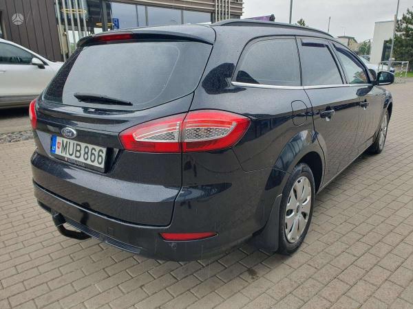 Melns Ford Mondeo 2012 Kauņa, ar dzinēja tilpumu 2.00 L un nobraukumu 360 tūkst. km par 2950 €, foto 4 vietnē AUTOMOTO.COM.LV