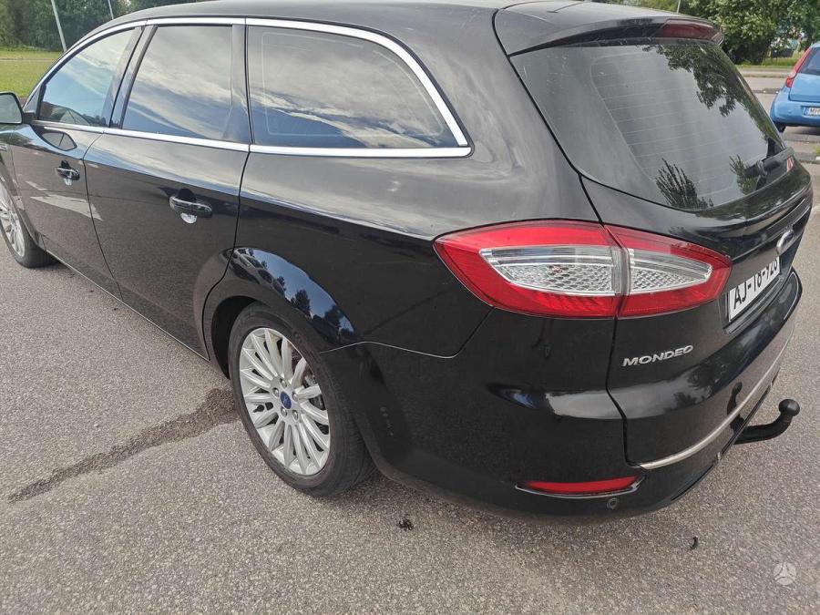 Melns Ford Mondeo 2012 Klaipėda, ar dzinēja tilpumu 2.00 L un nobraukumu 245 tūkst. km par 2999 €, foto 4 vietnē AUTOMOTO.COM.LV