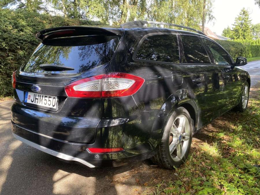 Black Ford Mondeo 2012 in Klaipeda, with an engine capacity of 2.00 L and mileage of 340 thousand km for 3650 €, photo 8 on AUTOMOTO.COM.LV