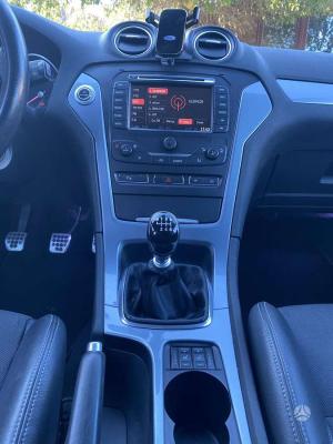 Black Ford Mondeo 2012 in Klaipeda, with an engine capacity of 2.00 L and mileage of 340 thousand km for 3650 €, photo 18 on AUTOMOTO.COM.LV