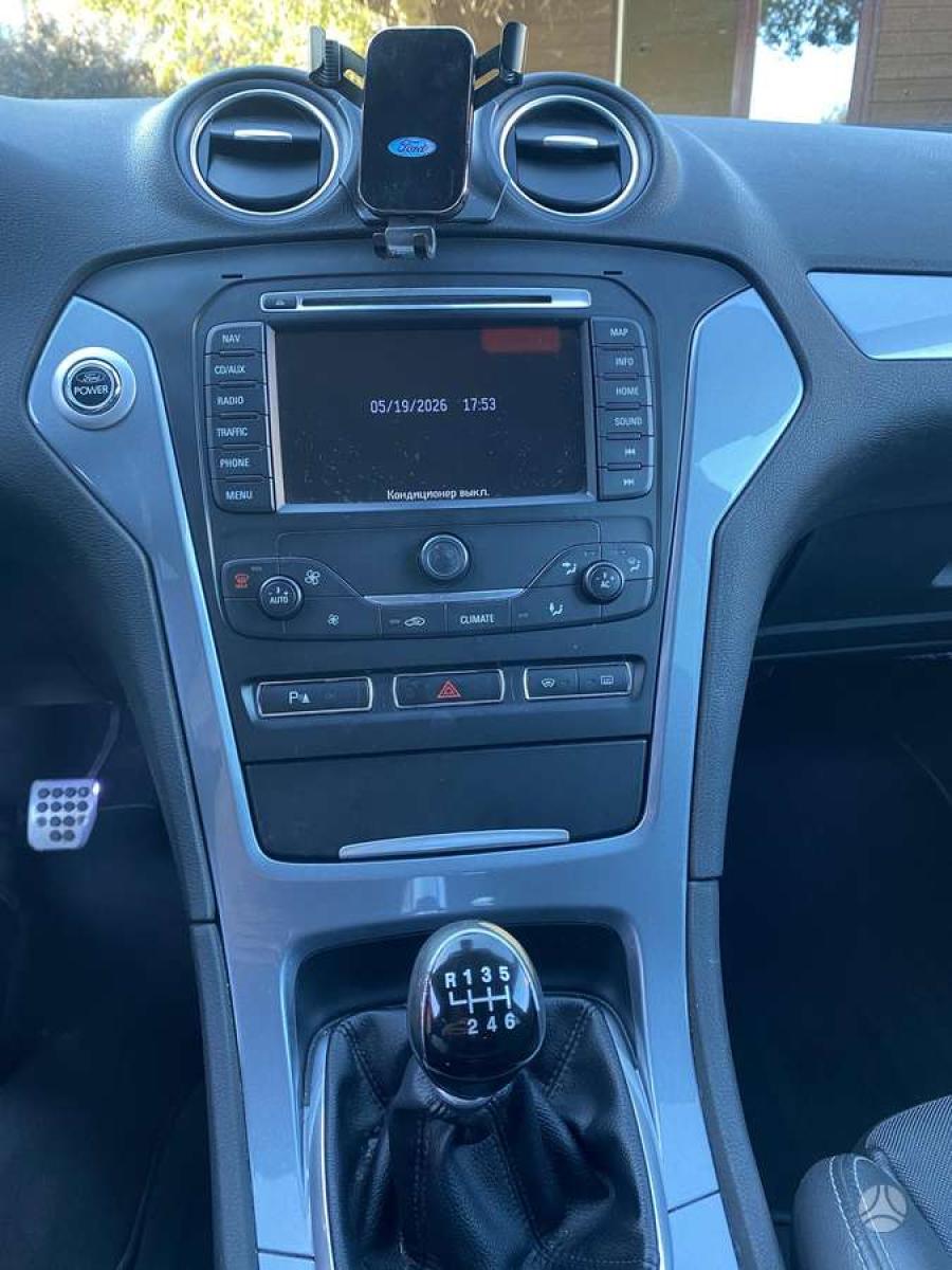 Black Ford Mondeo 2012 in Klaipeda, with an engine capacity of 2.00 L and mileage of 340 thousand km for 3650 €, photo 21 on AUTOMOTO.COM.LV