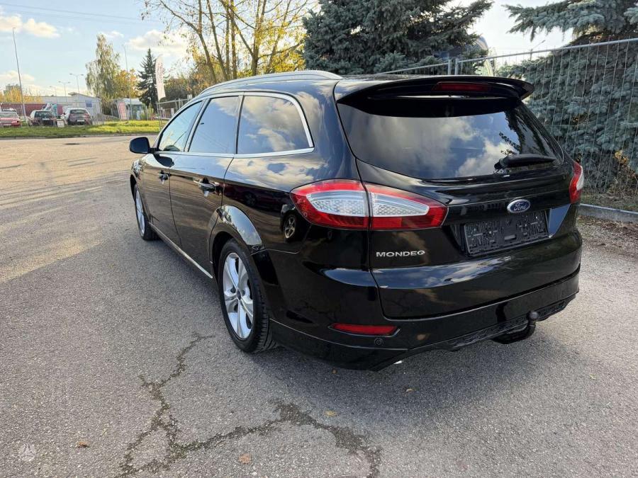 Melns Ford Mondeo 2012 Marijampole, ar dzinēja tilpumu 1.56 L un nobraukumu 156 tūkst. km par 3450 €, foto 7 vietnē AUTOMOTO.COM.LV