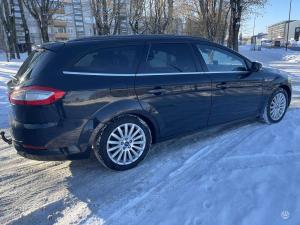 Black Ford Mondeo 2013 in Kaunas, with an engine capacity of 1.60 L and mileage of 200 thousand km for 4250 €, photo 9 on AUTOMOTO.COM.LV