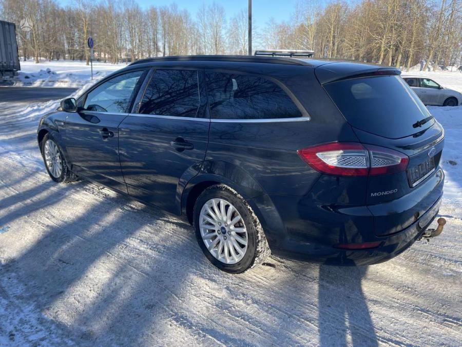 Black Ford Mondeo 2013 in Kaunas, with an engine capacity of 1.60 L and mileage of 200 thousand km for 4250 €, photo 14 on AUTOMOTO.COM.LV