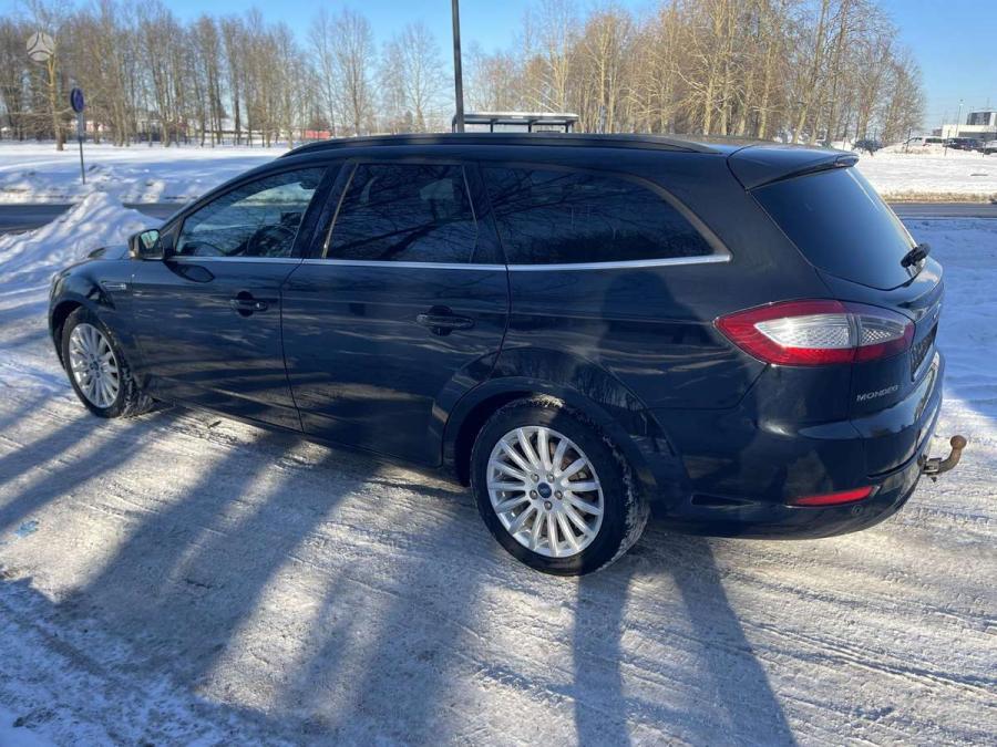 Black Ford Mondeo 2013 in Kaunas, with an engine capacity of 1.60 L and mileage of 200 thousand km for 4250 €, photo 15 on AUTOMOTO.COM.LV