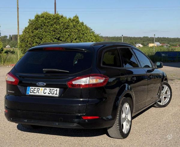 Melns Ford Mondeo 2013 Viļņa, ar dzinēja tilpumu 2.00 L un nobraukumu 233 tūkst. km par 3650 €, foto 4 vietnē AUTOMOTO.COM.LV
