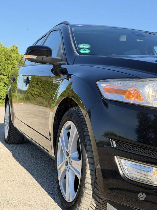 Melns Ford Mondeo 2013 Viļņa, ar dzinēja tilpumu 2.00 L un nobraukumu 233 tūkst. km par 3650 €, foto 9 vietnē AUTOMOTO.COM.LV