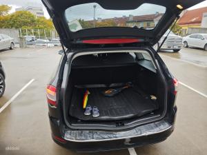 Melns Ford Mondeo 2013 Tallina, ar dzinēja tilpumu 2.00 L un nobraukumu 315 tūkst. km par 3900 €, foto 19 vietnē AUTOMOTO.COM.LV