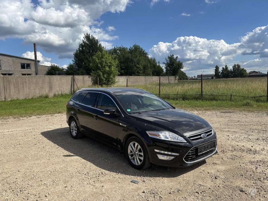 Melns Ford Mondeo 2013 Tauragė, ar dzinēja tilpumu 2.00 L un nobraukumu 265 tūkst. km par 3300 €, foto 4 vietnē AUTOMOTO.COM.LV