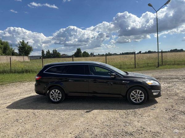 Black Ford Mondeo 2013 in Taurage, with an engine capacity of 2.00 L and mileage of 265 thousand km for 3300 €, photo 4 on AUTOMOTO.COM.LV