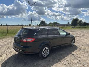 Melns Ford Mondeo 2013 Tauragė, ar dzinēja tilpumu 2.00 L un nobraukumu 265 tūkst. km par 3300 €, foto 6 vietnē AUTOMOTO.COM.LV