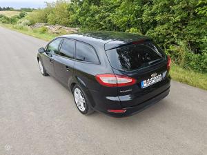 Black Ford Mondeo 2013 in Alytus, with an engine capacity of 1.60 L and mileage of 261 thousand km for 3450 €, photo 7 on AUTOMOTO.COM.LV