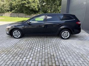 Black Ford Mondeo 2013 in Klaipeda, with an engine capacity of 2.00 L and mileage of 306 thousand km for 3550 €, photo 6 on AUTOMOTO.COM.LV