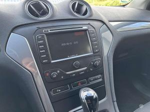 Black Ford Mondeo 2013 in Klaipeda, with an engine capacity of 2.00 L and mileage of 306 thousand km for 3550 €, photo 12 on AUTOMOTO.COM.LV