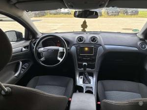 Black Ford Mondeo 2013 in Klaipeda, with an engine capacity of 2.00 L and mileage of 306 thousand km for 3550 €, photo 20 on AUTOMOTO.COM.LV