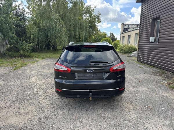 Melns Ford Mondeo 2013 Kauņa, ar dzinēja tilpumu 1.60 L un nobraukumu 193 tūkst. km par 3600 €, foto 6 vietnē AUTOMOTO.COM.LV