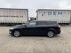 Black Ford Mondeo 2013 in Kaunas, with an engine capacity of 1.60 L and mileage of 223 thousand km for 3750 €, photo 4 on AUTOMOTO.COM.LV