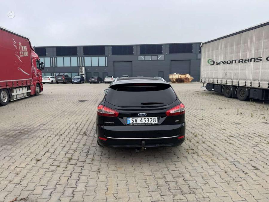 Black Ford Mondeo 2013 in Kaunas, with an engine capacity of 1.60 L and mileage of 223 thousand km for 3750 €, photo 6 on AUTOMOTO.COM.LV