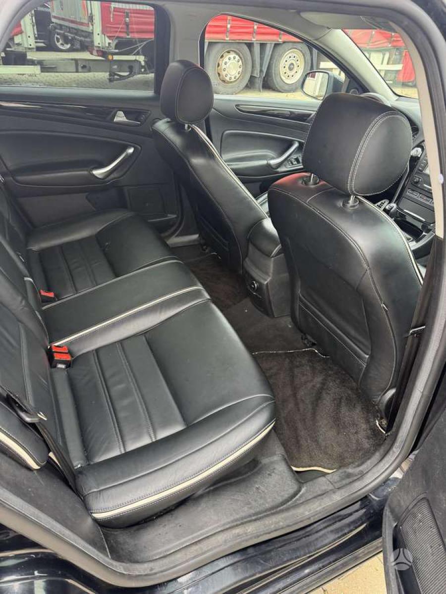 Black Ford Mondeo 2013 in Kaunas, with an engine capacity of 1.60 L and mileage of 223 thousand km for 3750 €, photo 11 on AUTOMOTO.COM.LV