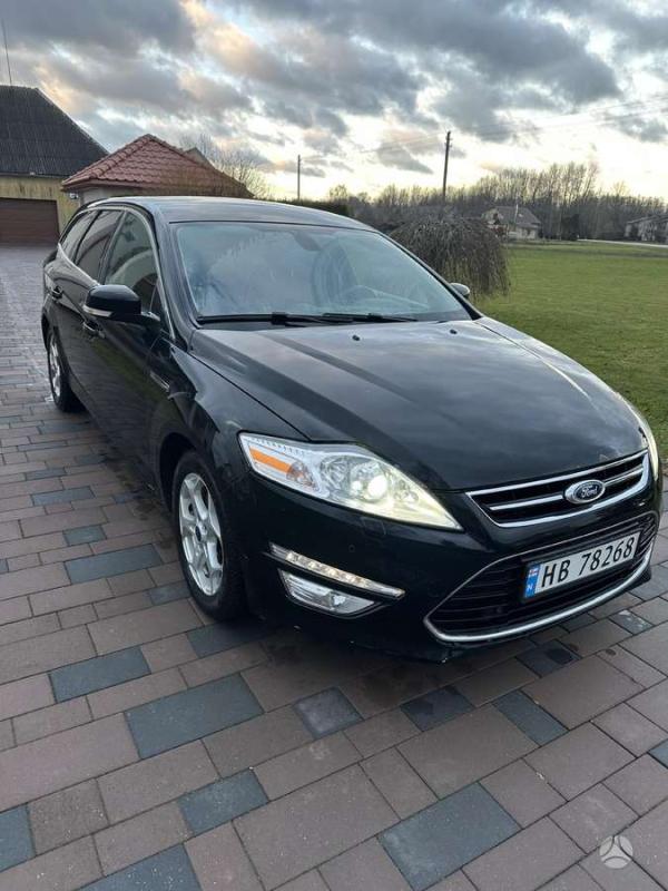 Melns Ford Mondeo 2014 Šakiai, ar dzinēja tilpumu 2.00 L un nobraukumu 258 tūkst. km par 2000 €, foto 2 vietnē AUTOMOTO.COM.LV