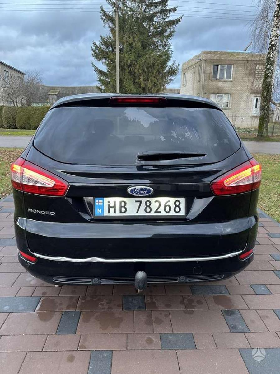 Melns Ford Mondeo 2014 Šakiai, ar dzinēja tilpumu 2.00 L un nobraukumu 258 tūkst. km par 2000 €, foto 8 vietnē AUTOMOTO.COM.LV