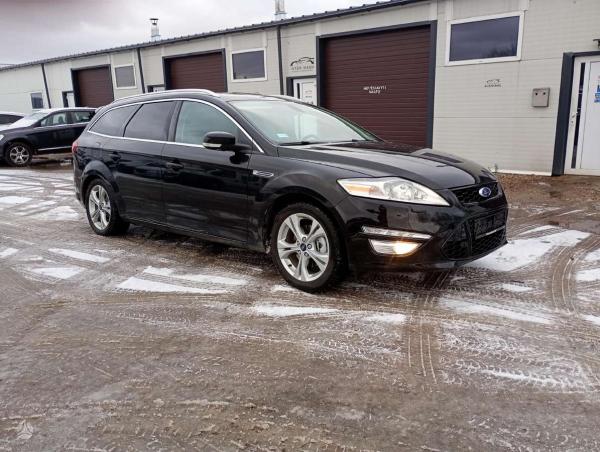 Black Ford Mondeo 2014 in Utena, with an engine capacity of 1.56 L and mileage of 215 thousand km for 4699 €, photo 3 on AUTOMOTO.COM.LV