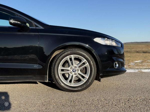 Black Ford Mondeo 2014 in Vilkaviskis, with an engine capacity of 2.00 L and mileage of 281 thousand km for 7200 €, photo 6 on AUTOMOTO.COM.LV