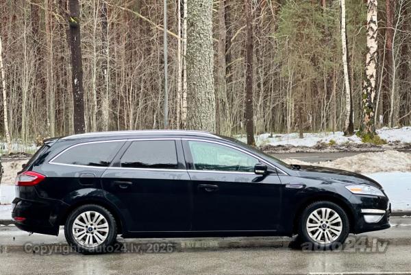 Melns Ford Mondeo 2014 Tallina, ar dzinēja tilpumu 2.00 L un nobraukumu 475 tūkst. km par 1999 €, foto 4 vietnē AUTOMOTO.COM.LV