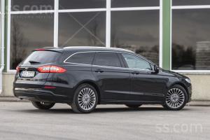 Melns Ford Mondeo 2014 Tukums, ar dzinēja tilpumu 2.00 L un nobraukumu 276 tūkst. km par 6499 €, foto 12 vietnē AUTOMOTO.COM.LV