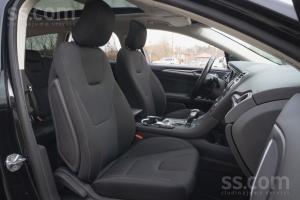 Melns Ford Mondeo 2014 Tukums, ar dzinēja tilpumu 2.00 L un nobraukumu 276 tūkst. km par 6499 €, foto 18 vietnē AUTOMOTO.COM.LV