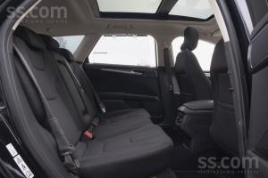Melns Ford Mondeo 2014 Tukums, ar dzinēja tilpumu 2.00 L un nobraukumu 276 tūkst. km par 6499 €, foto 19 vietnē AUTOMOTO.COM.LV