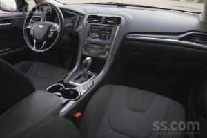 Melns Ford Mondeo 2014 Tukums, ar dzinēja tilpumu 2.00 L un nobraukumu 276 tūkst. km par 6499 €, foto 22 vietnē AUTOMOTO.COM.LV