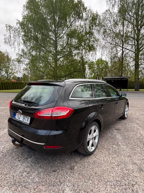 Melns Ford Mondeo 2014 Viljandi, ar dzinēja tilpumu 2.00 L un nobraukumu 263 tūkst. km par 6000 €, foto 3 vietnē AUTOMOTO.COM.LV