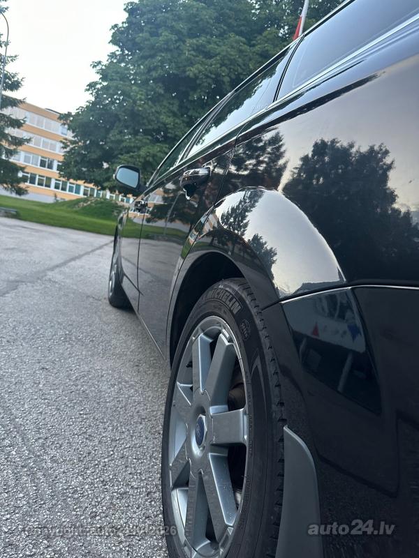 Black Ford Mondeo 2014 in Tartu, with an engine capacity of 2.00 L and mileage of 275 thousand km for 3850 €, photo 6 on AUTOMOTO.COM.LV