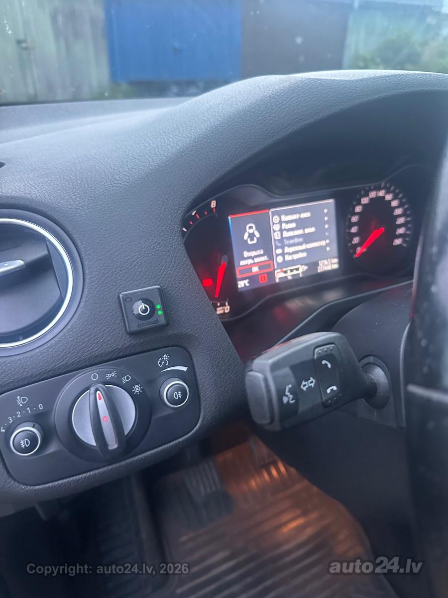 Black Ford Mondeo 2014 in Tartu, with an engine capacity of 2.00 L and mileage of 275 thousand km for 3850 €, photo 17 on AUTOMOTO.COM.LV